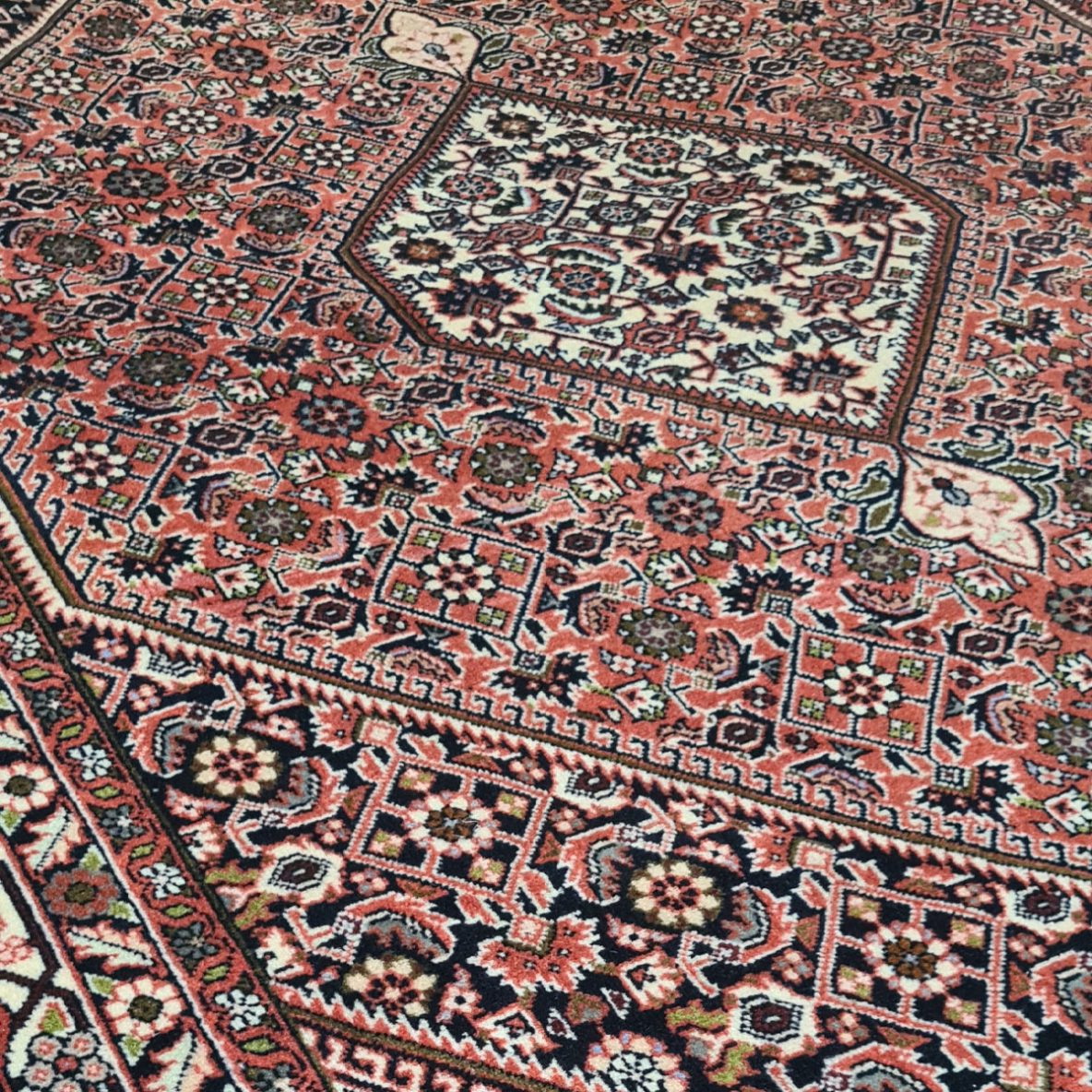 Persischer Bidjar Teppich - Teppichbodenmarkt Delstern